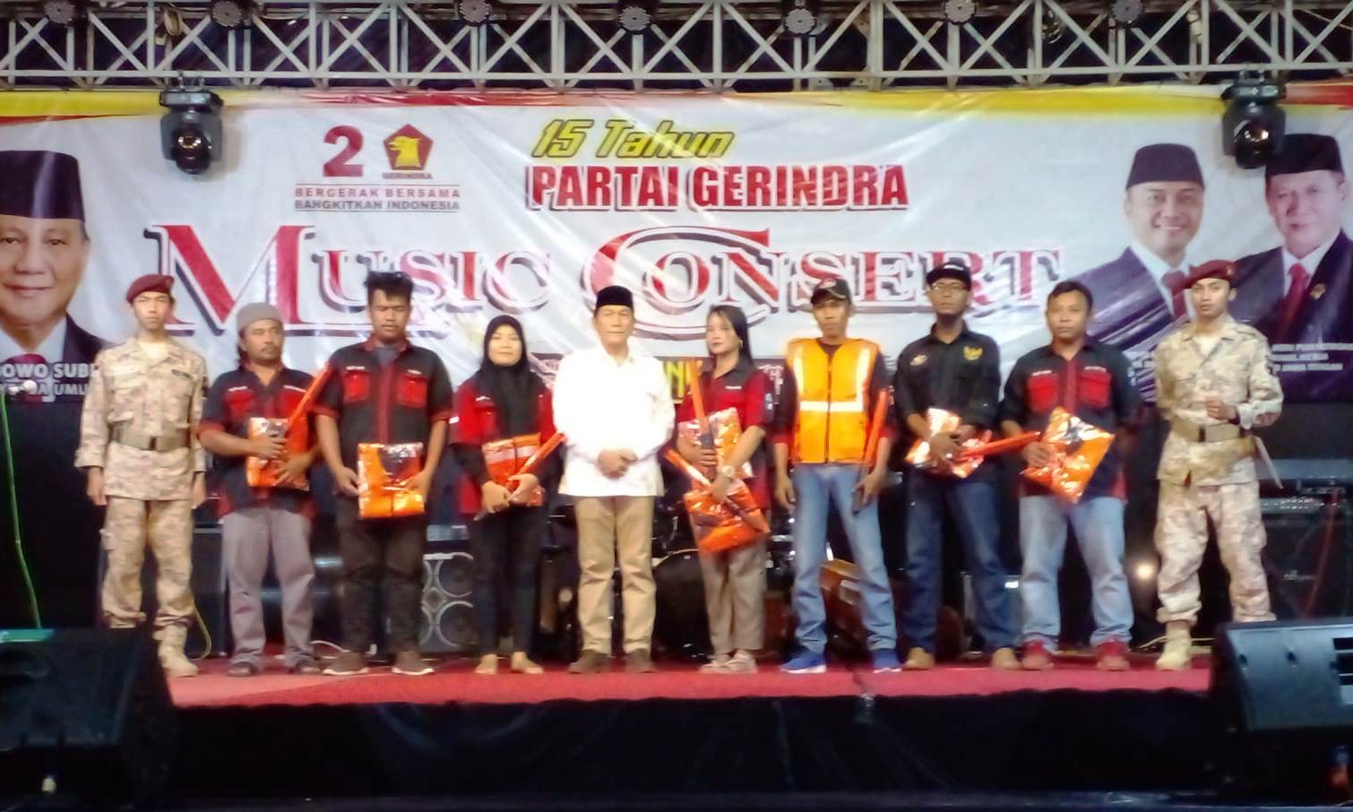 HUT XV, Partai Gerindra Purworejo Gelar Konser Musik – KUPAS MERDEKA