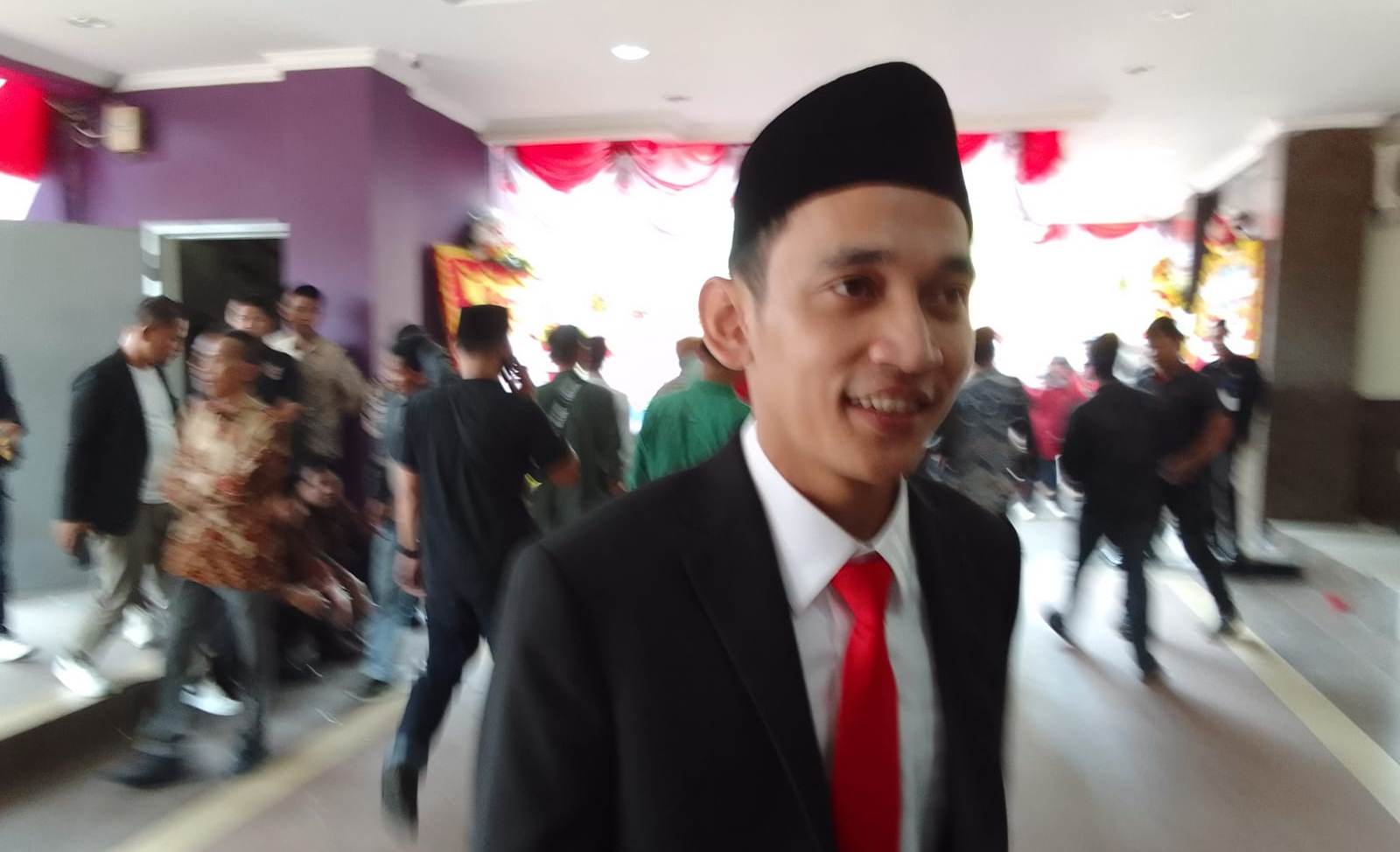 Dicky Setiawan Resmi Dilantik Sebagai Anggota DPRD Tangerang Termuda ...